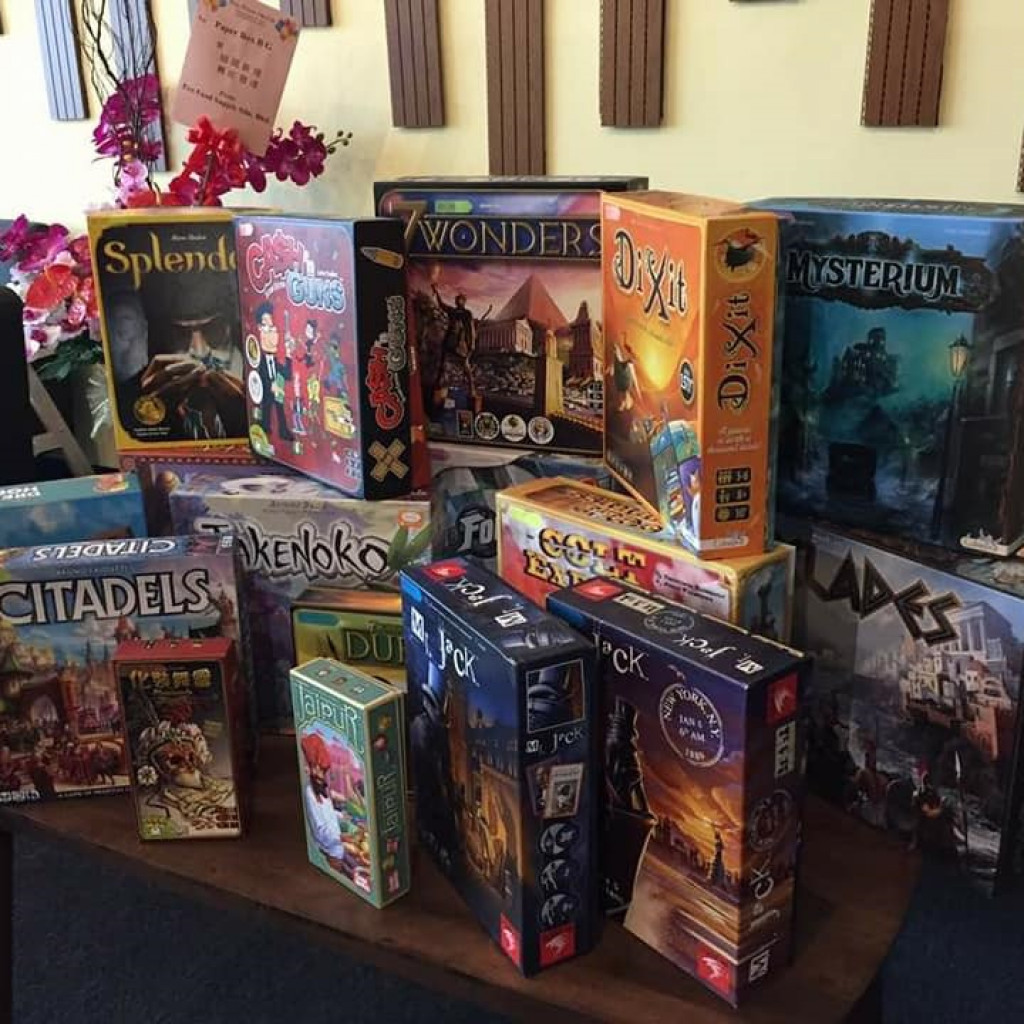 paper_box_board_game_sandakan_05 | VMO