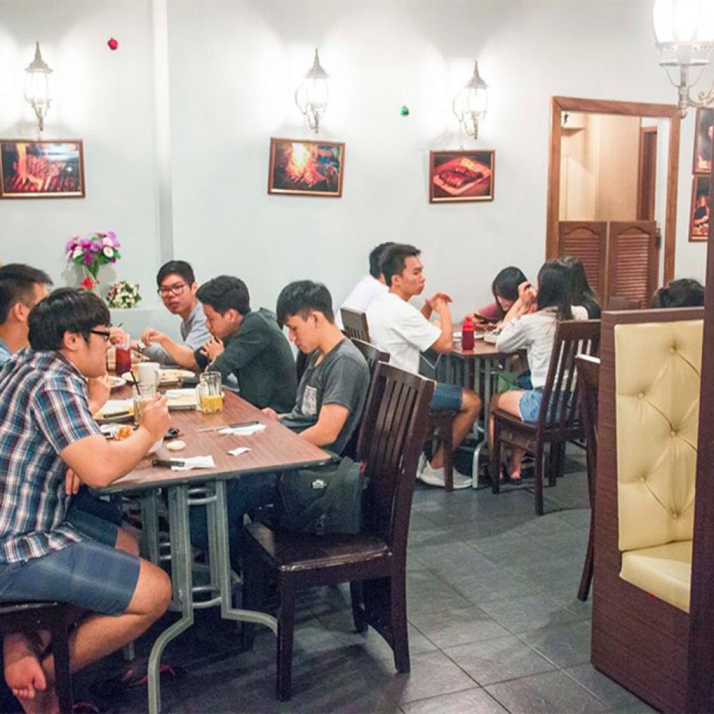 howdy_grillhouse_kuching_03 | VMO